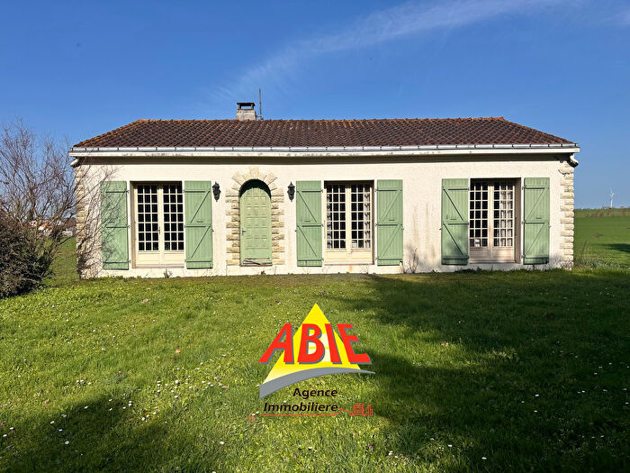 Maison à vendre - Benet - 3 pièces - 2 chambres