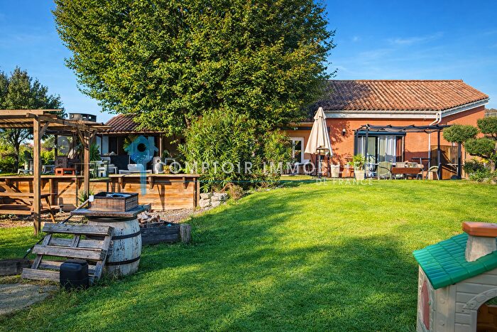 Maison à vendre - Puylaurens - 6 pièces - 4 chambres