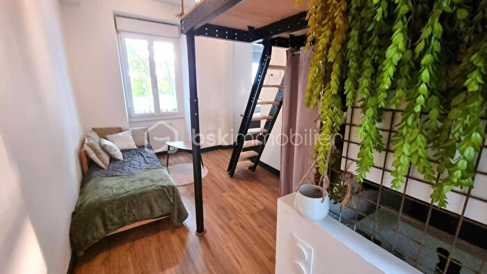 Appartement à louer - Centre Ville, Pau - 1 pièce