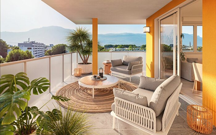 Maison à vendre - Saint-Martin-dHères, Centre-ville - 3 pièces