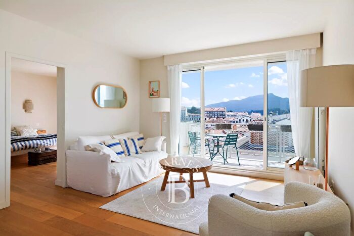 Appartement à vendre - Saint-Jean-de-Luz, Centre-ville - 2 pièces - 1 chambre