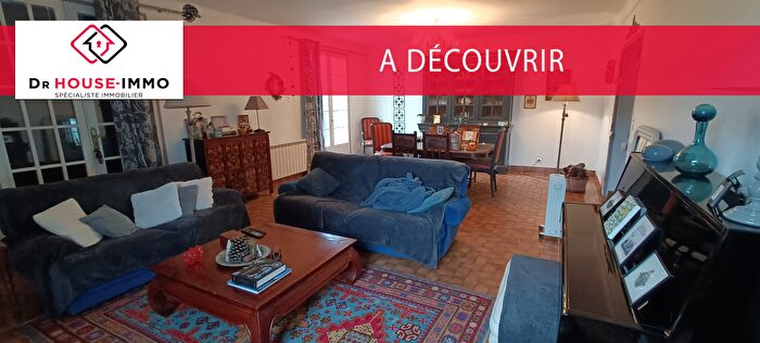 Maison à vendre - Marigné-Laillé - 9 pièces - 6 chambres