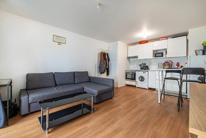 Appartement à vendre - Corbeil-Essonnes, Nacelle, Papeterie - 2 pièces - 1 chambre