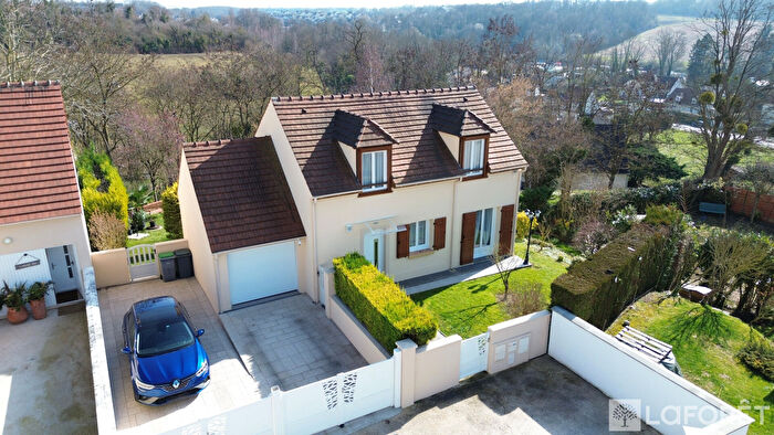 Maison à vendre - Fosses - 5 pièces - 3 chambres