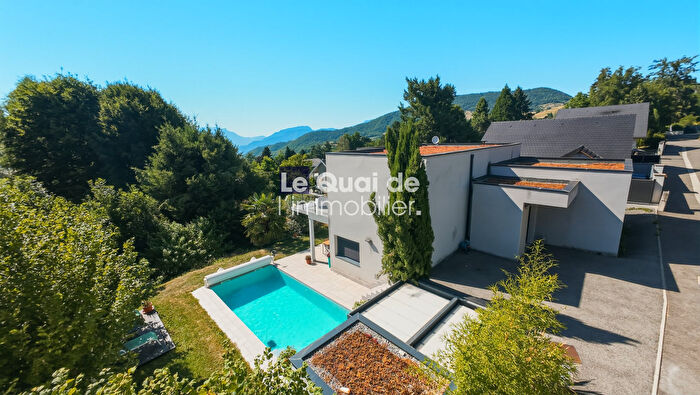 Maison 5 pièces à vendre à Saint-Martin-d'Uriage