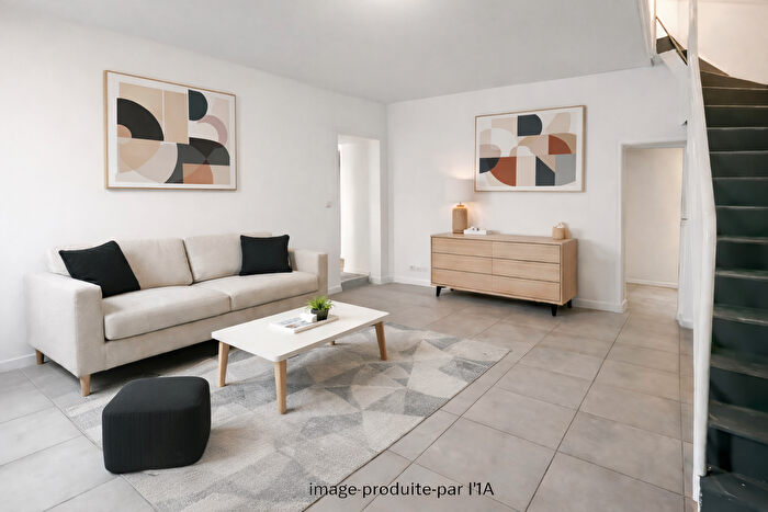 Maison à vendre - Lormont, Bourg, Mairie - 4 pièces - 3 chambres