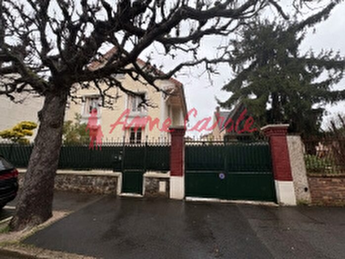 Joinville-le-Pont, Polangis : Maison 8 pièces à vendre