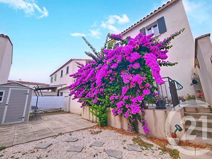 Maison à vendre - Arles, Trébon - 4 pièces - 2 chambres