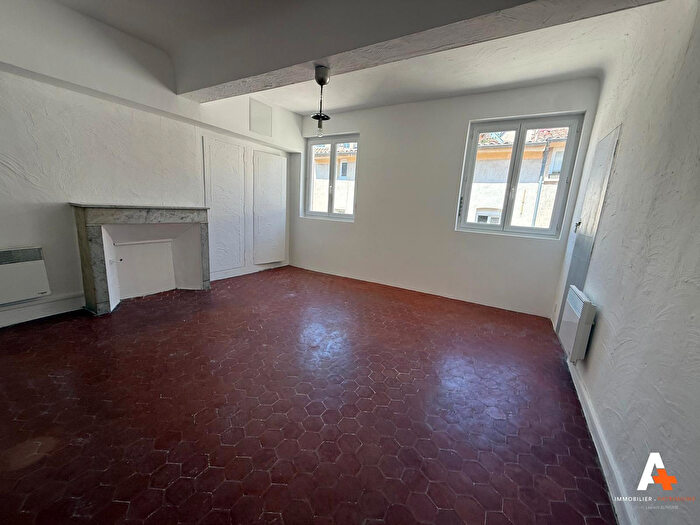 Aix-en-Provence, Centre-ville : Appartement 3 pièces à louer
