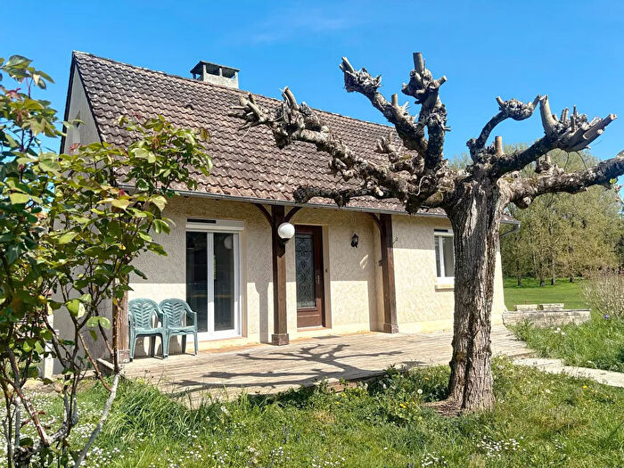 Maison à vendre - Meyssac - 5 pièces - 4 chambres