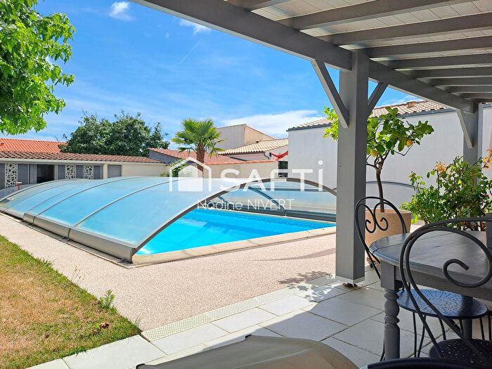 Maison à vendre - Sainte-Soulle - 5 pièces - 3 chambres