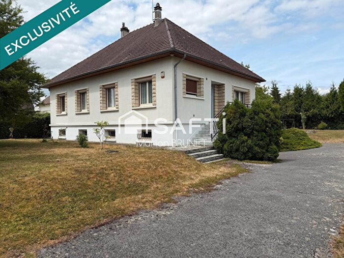 Maison 6 pièces à Breuil-le-Vert, à vendre