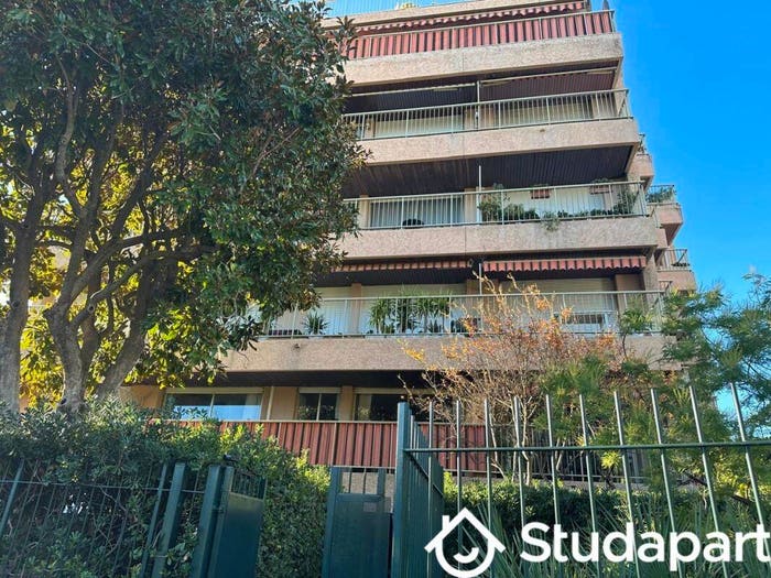 Appartement 1 pièce à louer - Madeleine, Nice