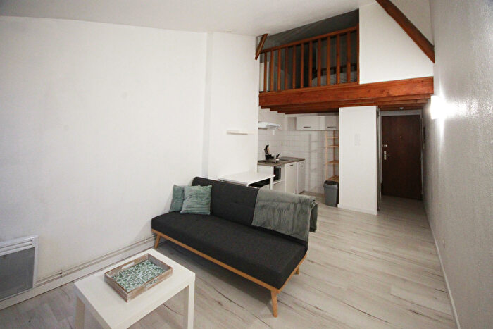 Appartement à louer - Grenade - 2 pièces - 1 chambre