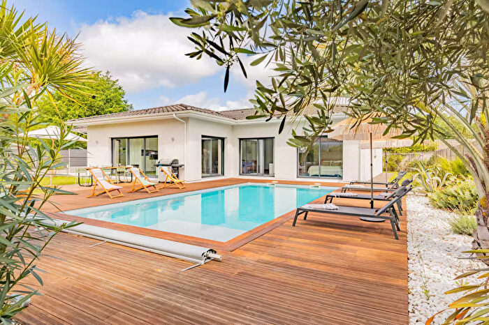 Mios : Maison 6 pièces à louer