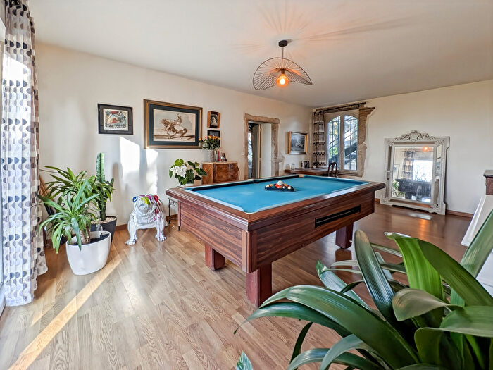 Maison 7 pièces à vendre à Frans