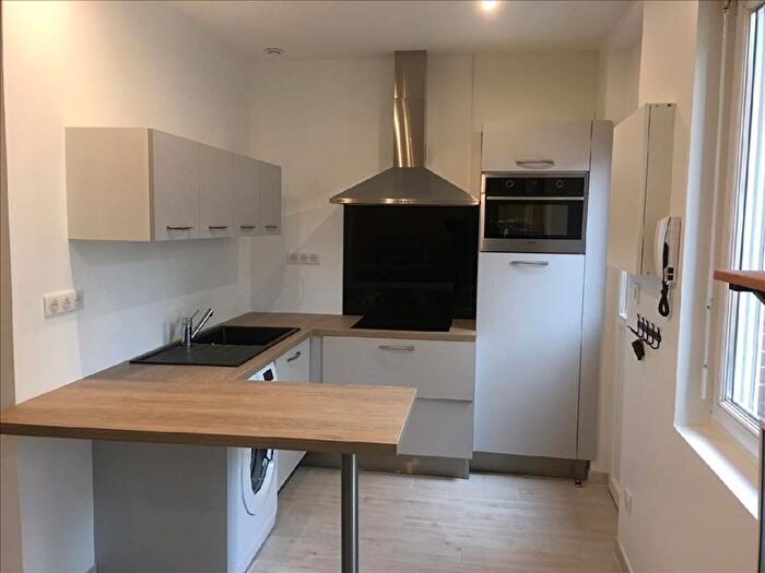 Appartement à louer - Toulouse, Saint-Sernin - 1 pièce