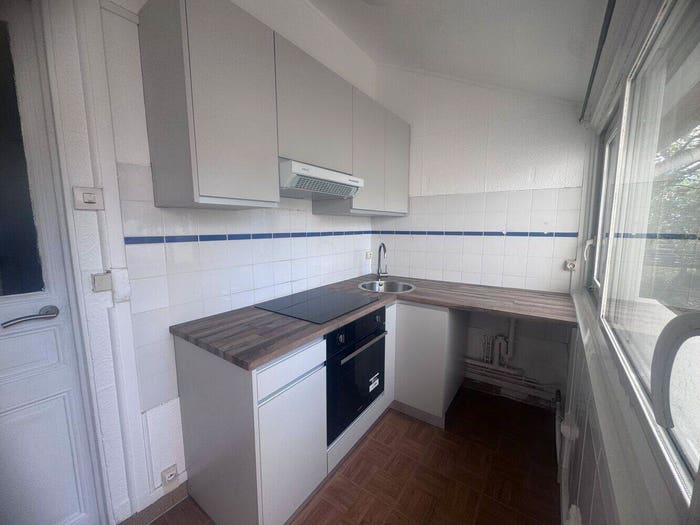 Centre Sud, Ormesson-sur-Marne : Maison 3 pièces à louer