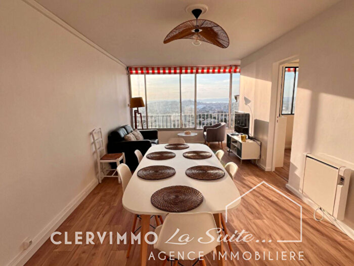 Appartement à louer - Marseille e , Le Redon - 5 pièces - 4 chambres