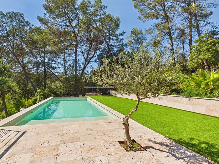 Maison 8 pièces à Taradeau, à vendre