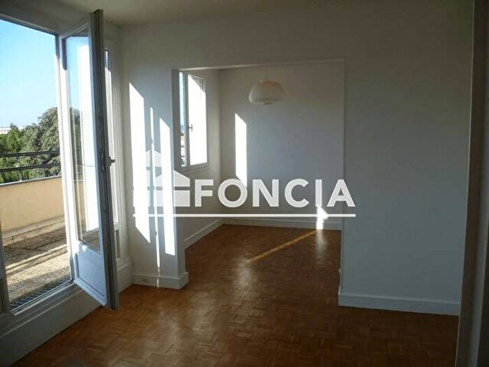 Appartement à louer - Centre, Soissons - 2 pièces - 1 chambre