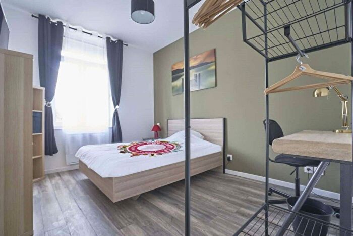 Appartement à louer - Bourg, Lambersart - 1 pièce