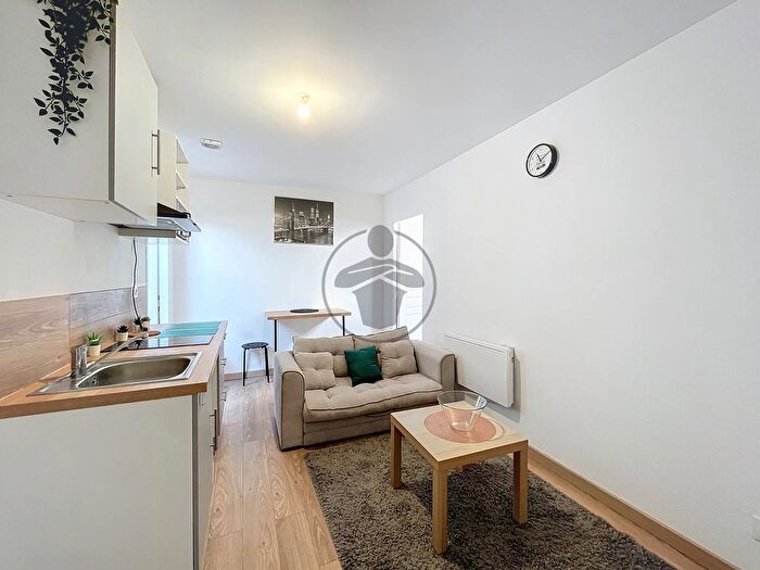 Appartement à louer - Saint-Quentin, Isle - 2 pièces - 1 chambre