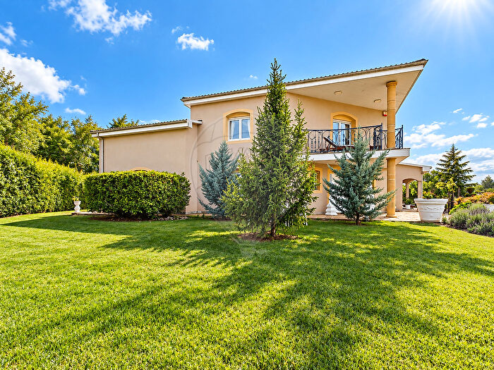 Maison 10 pièces à Batilly, à vendre