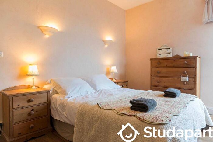 Appartement à louer - Eugene Spuller, Dijon - 2 pièces - 1 chambre