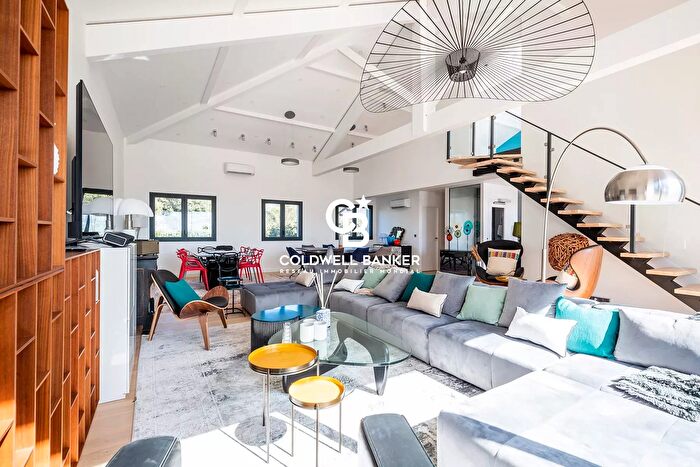 Maison à vendre - La Teste-de-Buch, Pyla sur Mer - 12 pièces - 9 chambres