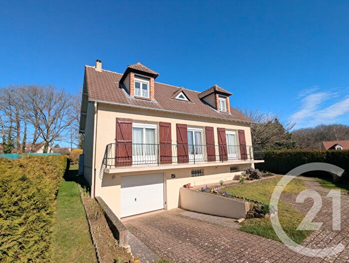 Maison à vendre - Saint-Arnoult-en-Yvelines - 7 pièces - 5 chambres