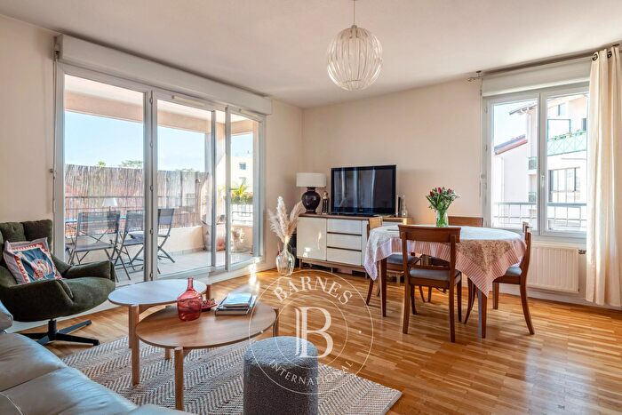 Appartement à vendre - Lyon e , Champvert, Point du Jour, Jeunet - 4 pièces - 3 chambres