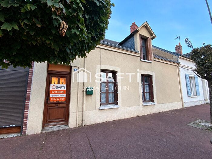 Maison 5 pièces à Marboué, à vendre