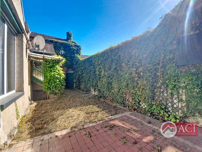 Maison 4 pièces à Fourges, à vendre
