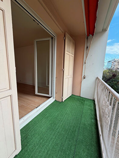 Appartement à louer - Nice, Caucade - 2 pièces - 1 chambre