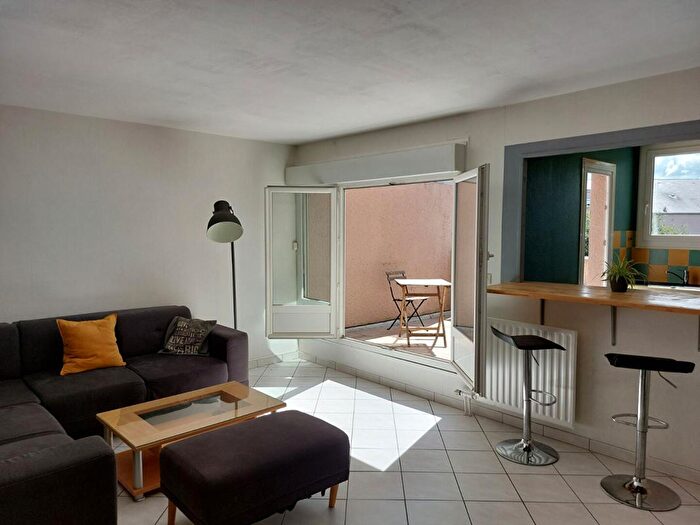 Évry, Les Epinettes : Appartement 5 pièces à louer