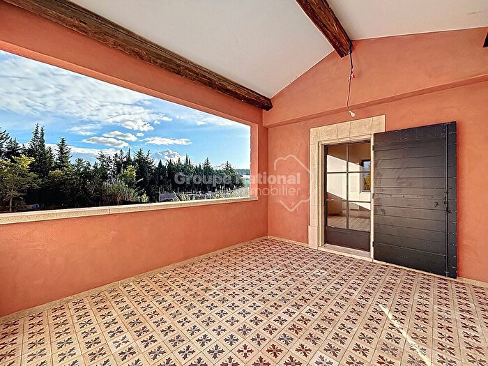 Appartement à louer - Nord, Châteaurenard - 4 pièces - 3 chambres