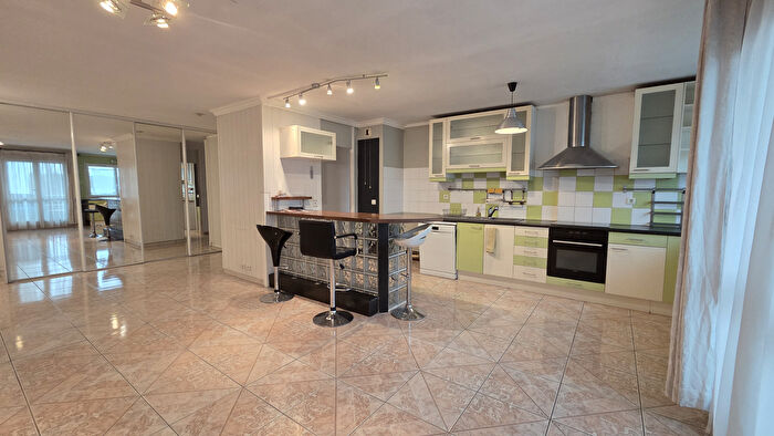 Appartement à vendre - Boissy-Saint-Léger, De Gaulle - 4 pièces - 3 chambres