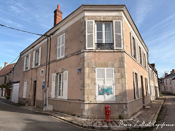 Maison à vendre - Boynes - 8 pièces - 4 chambres