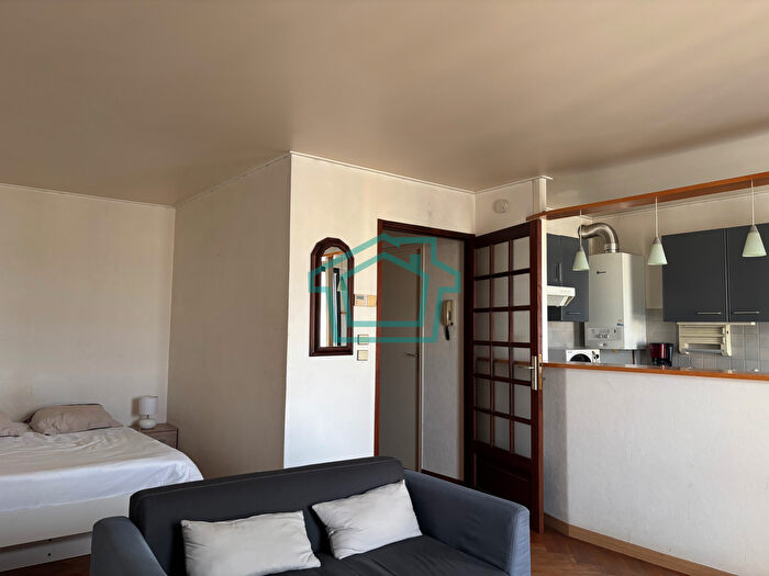 Appartement à louer - Plaisir, Ebisoires - 1 pièce