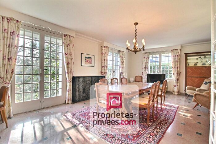 Maison à vendre - Villemandeur - 6 pièces - 3 chambres