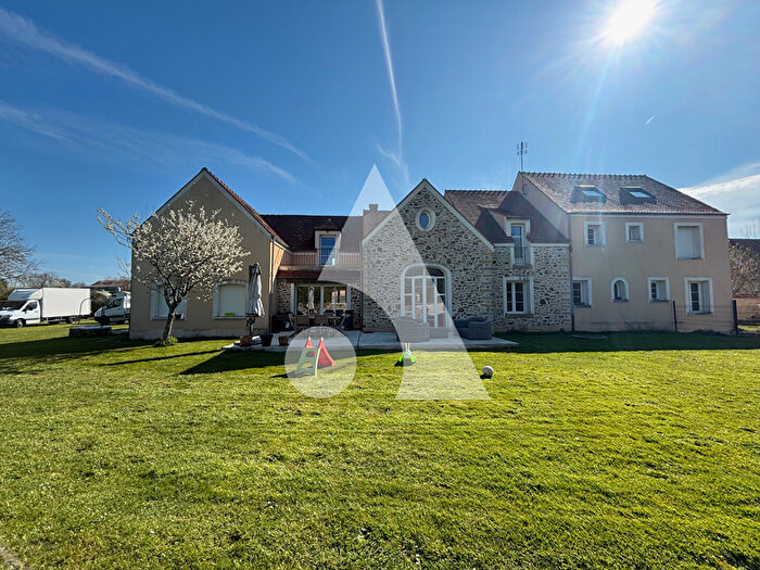 Maison à vendre - Marles-en-Brie - 14 pièces - 9 chambres