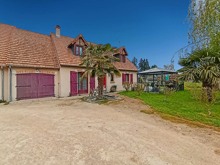 Maison à vendre - Cour-Cheverny - 8 pièces - 5 chambres