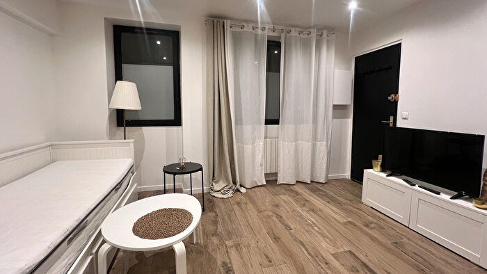 Appartement à louer - Villejuif, Gripons, Pasteur - 1 pièce