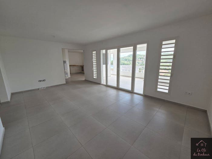 Appartement 3 pièces à Les Trois-Îlets, à louer