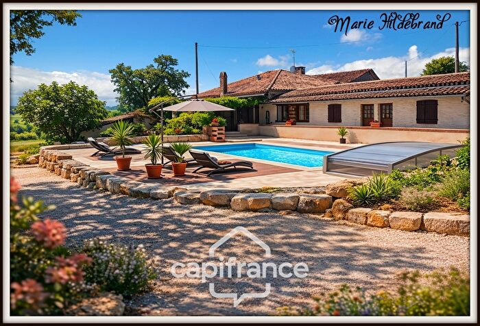 Maison 10 pièces à Sérignac, à vendre