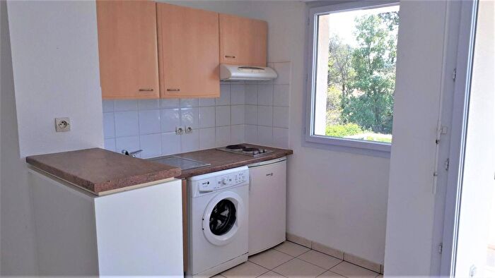Appartement à louer - Saint Martin, Perpignan - 2 pièces - 1 chambre