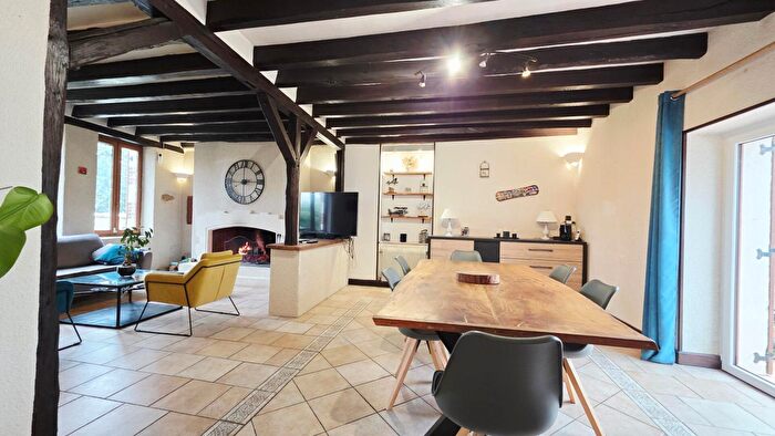 Maison à vendre - Vasselay - 6 pièces - 5 chambres