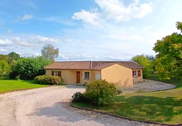 Maison à vendre - Montguyon - 6 pièces - 4 chambres