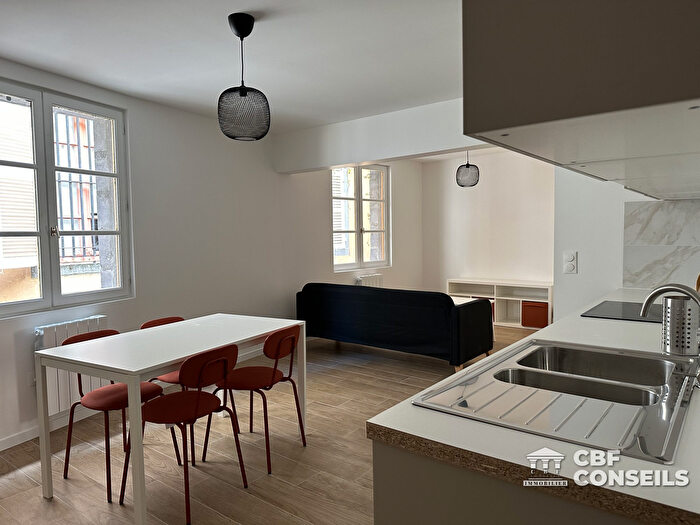 Appartement à vendre - Clermont-Ferrand, Delille, Cathédrale, La Gare - 2 pièces - 1 chambre